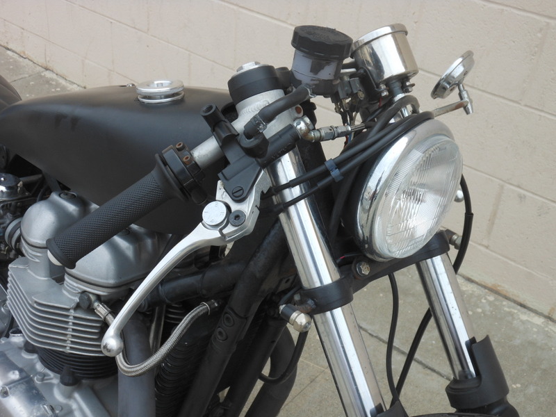 Garage Company Bikes -1947 Triumph