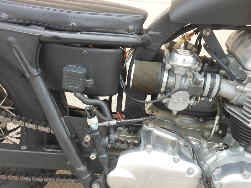 Garage Company Bikes -1947 Triumph