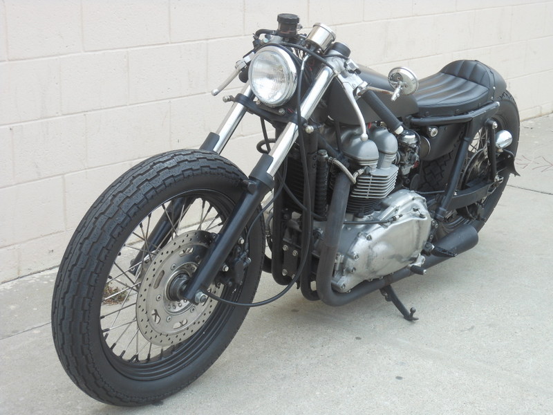 Garage Company Bikes -1947 Triumph